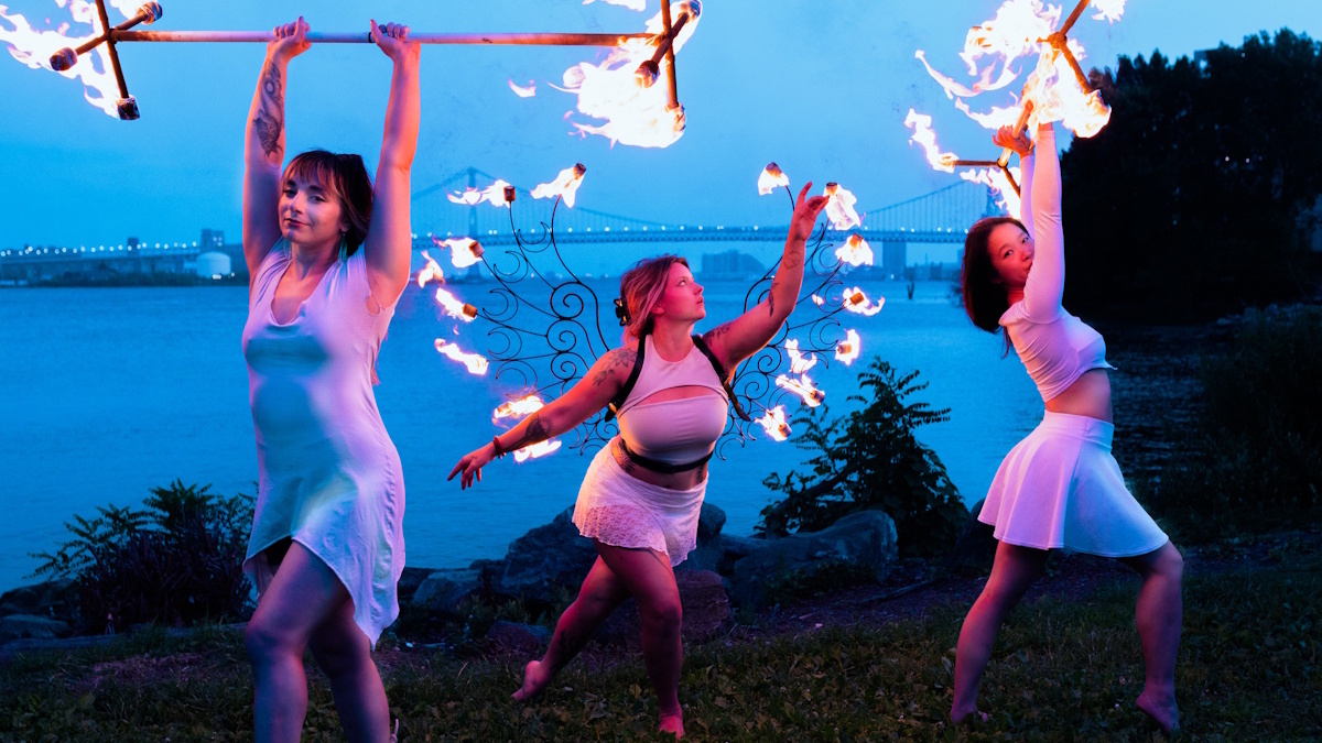 Skylark Circus Arts | Lunarium